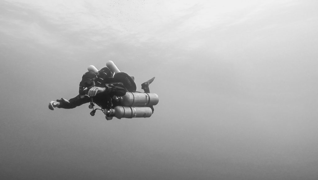 Wreckdiving: HMS Stubborn – A Submarine Wreck Deep Down Under A Choppy ...